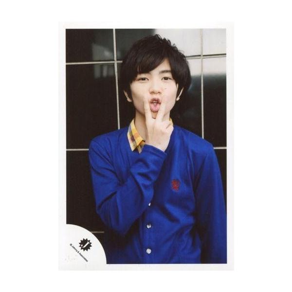 商品名：中古生写真(ジャニーズ) Classmate J/高橋優斗/上半身・衣装青・黄色・チェック柄・右手ピース・口すぼめ・背景黒/ジャニーズJr.「ジャニーズ銀座2016」inシアタークリエ グッズ撮影オフショット/公式生写真生写真(ジャ...