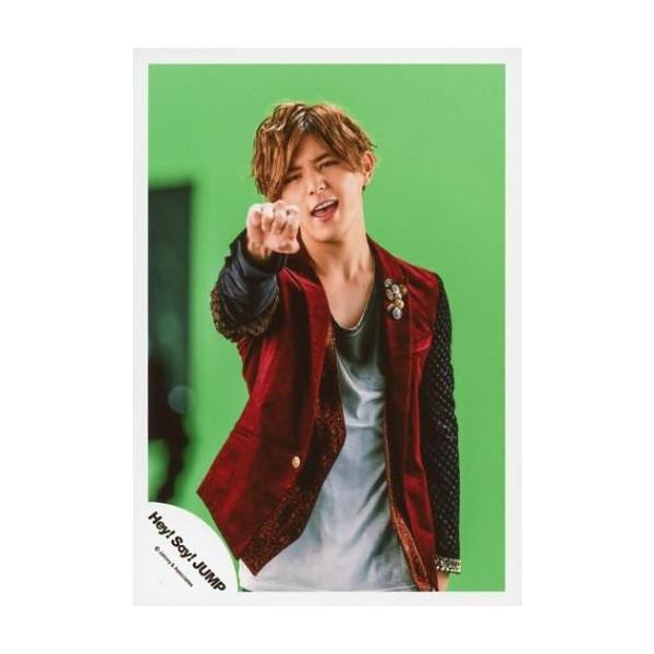 商品名：中古生写真(ジャニーズ) Hey! Say! JUMP/山田涼介/上半身・衣装赤・黒・グレー・右手グー・口開け・背景緑/「Fantastic Time」PV＆ジャケ写撮影/公式生写真生写真(ジャニーズ)/アイドル/Hey! Say!...