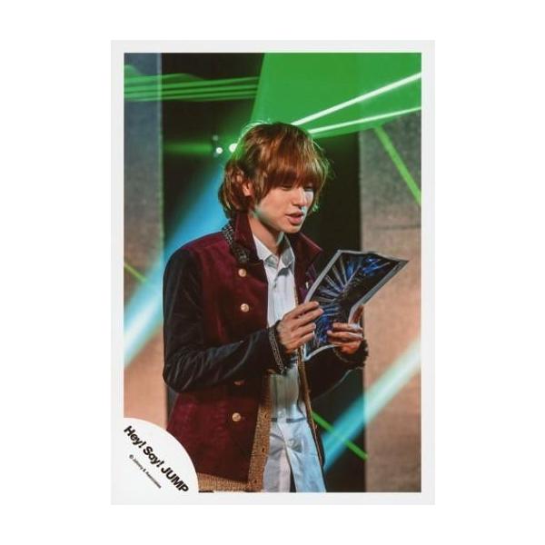 商品名：中古生写真(ジャニーズ) Hey! Say! JUMP/伊野尾慧/上半身・衣装赤・白・金・右向き・両手紙・ライト緑/「Fantastic Time」PV＆ジャケ写撮影/公式生写真生写真(ジャニーズ)/アイドル/Hey! Say! JUMP