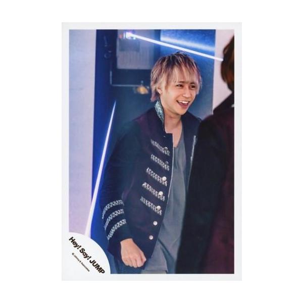 商品名：中古生写真(ジャニーズ) Hey! Say! JUMP/八乙女光/膝上・衣装赤・グレー・右向き・口開け・手前にメンバー/「Fantastic Time」PV＆ジャケ写撮影/公式生写真生写真(ジャニーズ)/アイドル/Hey! Say!...