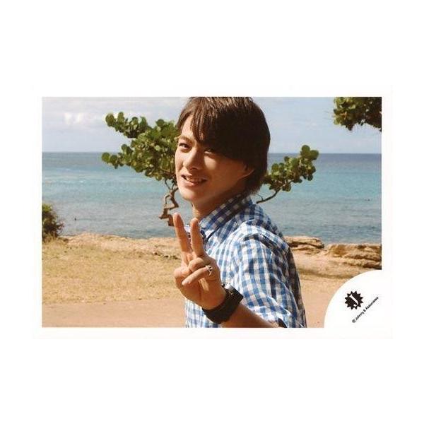 商品名：中古生写真(ジャニーズ) Mr.King vs Mr.Prince/平野紫耀/横型・バストアップ・シャツ青白チェック柄・左手ピース・体左向き・横向き・背景海/16新春 ジャニーズJr. ハワイオフショット/公式生写真生写真(ジャニー...