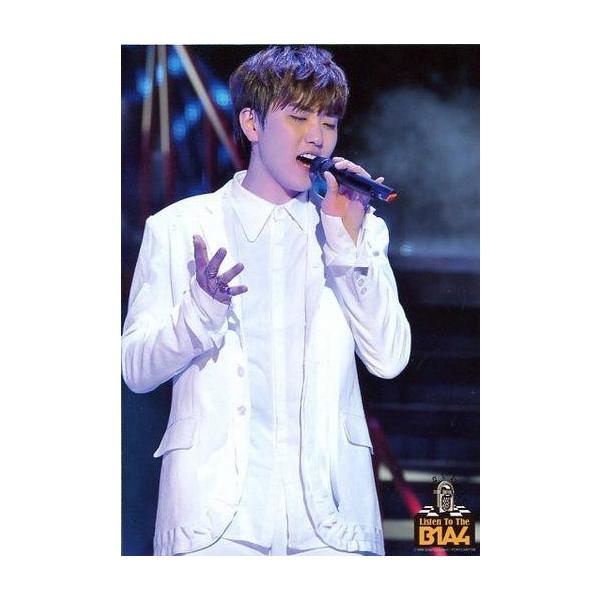 商品名：中古生写真(男性) B1A4/SANDEUL(サンドゥル)/ライブフォト・上半身・衣装白・右手パー・左手マイク/『B1A4 LIVE TOUR 2014 in Japan 「Listen To The B1A4」』公式生写真生写真(...