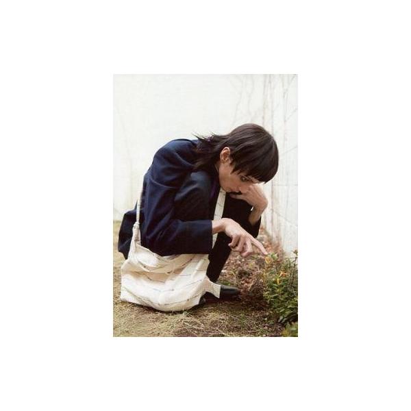商品名：中古生写真(男性) 村田充(御堂筋翔)/全身・衣装制服・しゃがみ・花・キャラクターショット/舞台『弱虫ペダル』 インターハイ篇 The Second Order ブロマイド生写真(男性)/俳優