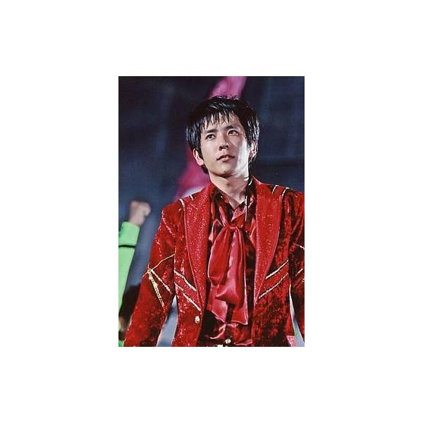 商品名：中古生写真(ジャニーズ) 嵐/二宮和也/上半身・衣装赤・目線左/ARASHI AROUND ASHIA 公式ライブフォト生写真(ジャニーズ)/アイドル/嵐