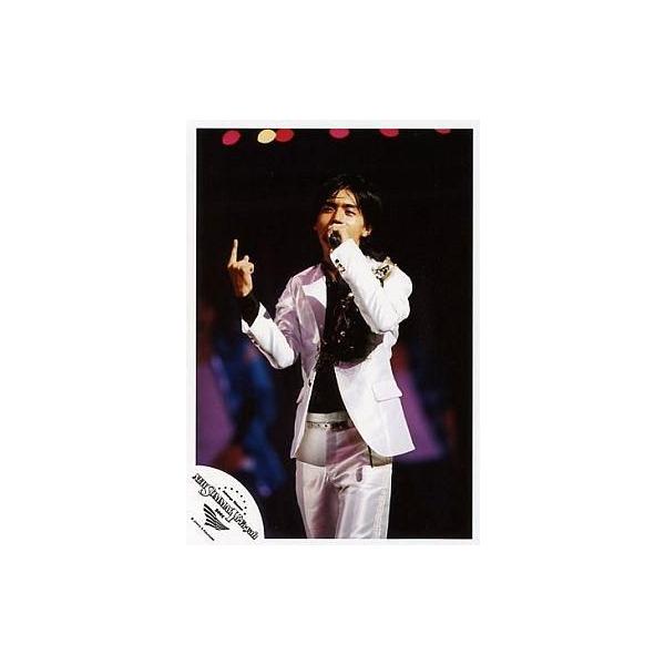 商品名：中古生写真(ジャニーズ) NEWS/錦戸亮/衣装白・右手人差し指上・腰上・NEWS SUMMAR Ya-Ya-yah/公式生写真生写真(ジャニーズ)/アイドル/NEWS