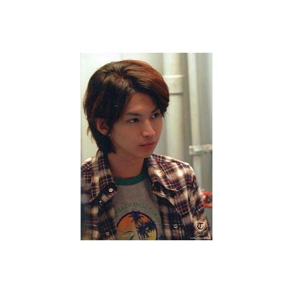 商品名：中古生写真(ジャニーズ) 関ジャニ∞/大倉忠義/チェックのシャツ・バストアップ・体右向き・目線右・ロゴ「OKURA TADAYOSHI」/公式生写真生写真(ジャニーズ)/アイドル/関ジャニ∞