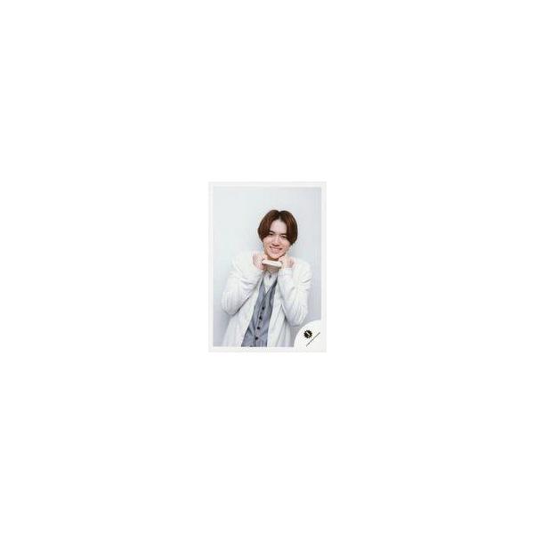 商品名：中古生写真(ジャニーズ) 美 少年/岩崎大昇/上半身・衣装白.グレー・両手顔下・カメラ目線/「ジャニーズ銀座2020 Tokyo Experience」グッズオフショット/公式生写真生写真(ジャニーズ)/アイドル/美 少年