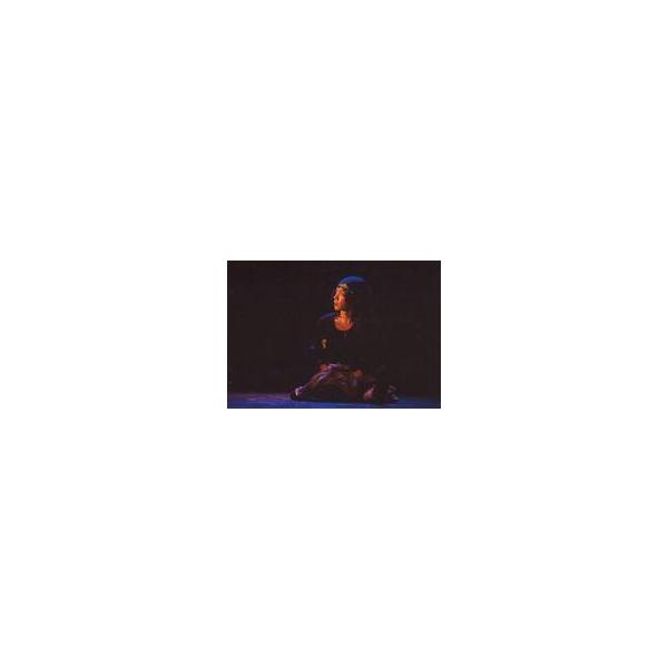 商品名：中古生写真(男性) 劇団Studio Life/久保優二/ライブフォト・横型・全身・衣装黒・座り・顔左向き/スタジオライフ公演「PHANTOM -THE UNTOLD STORY」生写真(男性)/俳優
