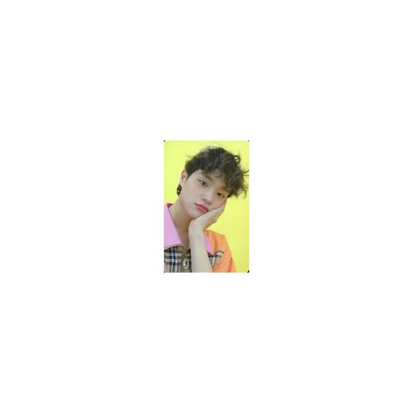 商品名：中古コレクションカード(男性) AB6IX/イ・デフィ(DaeHwi)/裏面黄・青/CD「VIVID」(V Ver.)封入特典フォトカードコレクションカード(男性)/CD「VIVID」(V Ver.)封入特典フォトカードused01...