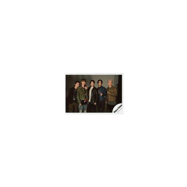 商品名：中古生写真(ジャニーズ) King ＆ Prince/集合（5人）/横型・膝上/シングル「Magic Touch/Beating Hearts」MV＆ジャケ写オフショット/公式生写真生写真(ジャニーズ)/アイドル/King ＆ Pr...