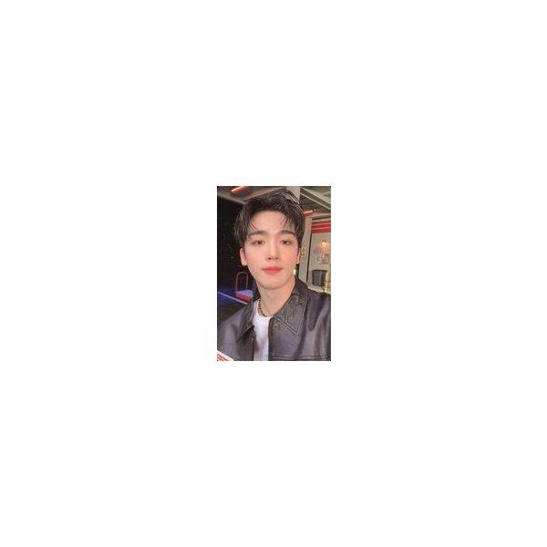 商品名：中古コレクションカード(男性) WEi/キム・ヨハン(Kim YoHan)/裏面水色/CD「Love Pt.1 ： First Love」(START OF LOVE Ver.)封入特典フォトカードコレクションカード(男性)/CD「...