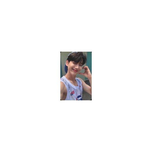 商品名：中古コレクションカード(男性) 26：パク・ハンビン(Park Hanbin)/「2023 WAKEONE FANMEETING [WAKE UP ： Summer vacation]」トレーディングカード Ver.2コレクションカ...
