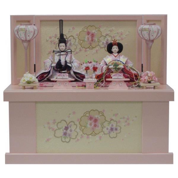 間口55奥行30高さ48.5ｃｍ刺繍小花桜収納ベビーピンク塗　衣装着芥子親王(金襴衣装)　極上本頭　プラスチック菱・三宝道具　コードレス雪洞　お手入れセット付注意）人形の衣装は裁断の都合上柄の出方が写真と違うことが在る為、ご了承ください。お...