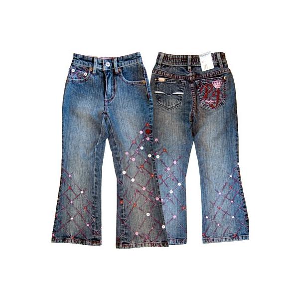 Pepe Jeansのユーズド風に洗いをかけ糸が少し見え隠れしていい感じの仕上がりになっています。後ろポケットにはPJのマークが刺しゅうで入り、フロントからバックにかけてピンク系の糸でライン刺しゅうポイントとなっています。 素材：96％CO...