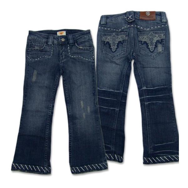 高級感溢れる凝ったデティールで大人でも人気のANTIK DENIM【アンティークデニム】のキッズサイズ。大人をそのままサイズダウンした、大人と変わらない凝ったつくり、ラインの美しさも満点。バックポケットはネイビーの刺繍で立派です★ひざとすそ...