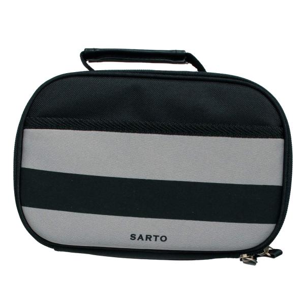 ミササ クラフトバッグ ソーイングセット ブラック/グレー 12点入り No.7887 ・12点セット・ケースサイズ:225×150×55mm(ハンドル含まず)・セット内容:洋裁ばさみ17cm(キャップ付き)、糸切りはさみ(キャップ付き)、...