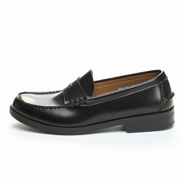 【商品詳細】●アッパー ：合皮●表底：合成ゴム●ワイズ：3E◆お手入れし易い合成皮革を使用した男子向け通学靴です。ローファータイプ、踵けりつきの定番商品です。【ご注文前に必ずお読みください】※こちらの商品は天然皮革になる為、細かいシワや細か...