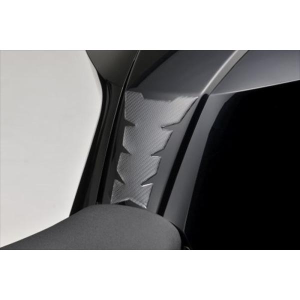 HONDA_2輪純正部品車種名：HAWK11取り付けできる年式：令和04年9月〜next型式：SC85部品名：社外品デイトナタンクパッド1PC※カーボン調詳細：汎用品。材質：ポッティング樹脂製。1ピース貼り付けタイプ。取付時間0.1H。全て...