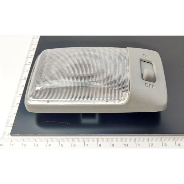 ジムニー 660ユウセイのランプ[一式] リヤルーム(グレー) ※写真 No 18番車名：ジムニー 660ユウセイ型式：JB23W様式：JB23W車台番号：730002〜開始年月：平成26年07月終了年月グループ：その他(エアコン・ツール他...