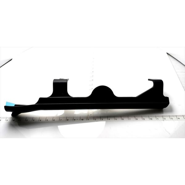 商品ID：civs74-79カタログNo：711150車名：ハイエース型式：KDH2## TRH2##開始時期：2004/08終了時期：2013/12グループ：ボディーカテゴリ：サイドメンバ部品名：フロントサイドパネルプロテクタＮＯ．２ＲＨ...