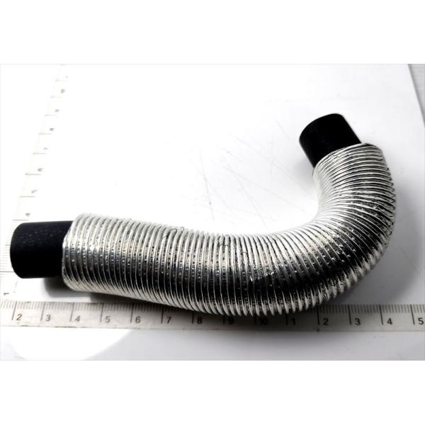 AI-startこの部品は、スバル車のエンジン冷却系統に使用されるウォーターホースです。具体的には、インプレッサやフォレスターなどのモデルで、エンジンとラジエーターを繋ぐ冷却水の通路に取り付けられています。このホースは、エンジンの過熱を防ぐ...