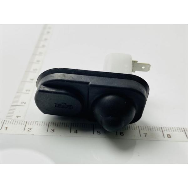 ジムニー 660 ワゴンのスイッチ[一式] ドア ※写真 No 11番車名：ジムニー 660 ワゴン型式：JB23W様式：JB23W車台番号：310001〜400000開始年月：平成13年12月終了年月：平成16年09月</td&gt...