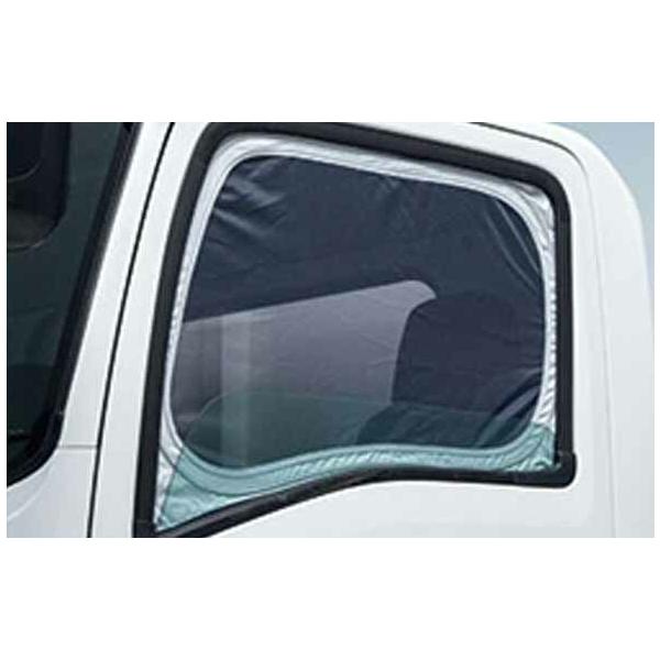 商品ID:giis033車種名：ギガ品名：モスキートガード取り付けできる年式：平成28年4月〜next型式：2PG-CYL77C-VX-〜詳細：虫よけに便利なキャブ用の網戸です。日よけとしても使用できます。※全てのグレードに取り付け出来ます