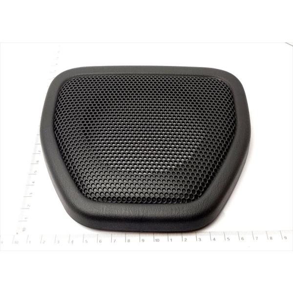 車名サンバー適用車種T +P +V +D適合年式平成10年08月〜14年08月車種記号T12グループ外装・内装関連名称ドアトリム部品名「複数種類あり」 ドア スピーカ の グリル品番94245TC000NR図の番号941-01図の略番942...