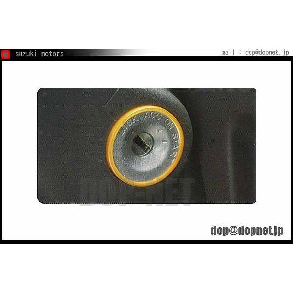 商品ID:hca057車種名：ハイゼットカーゴ品名：キー照明（アンバー）取り付けできる年式：平成20年1月〜next型式：S321 S331詳細：ドア開けると点灯。暗がりの中でも容易に鍵穴が探せます。ドアを閉めても約8秒間点灯します。※写真...