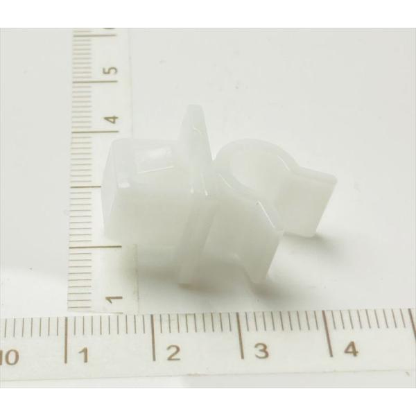 ジムニー 1300 シェラ6のクランプ ※写真 No 12番車名：ジムニー 1300 シェラ6型式：JB43W様式：JB43W車台番号：400001〜開始年月：平成20年05月終了年月グループ：その他（エアコン・ツール他）カテゴリ：フロント...