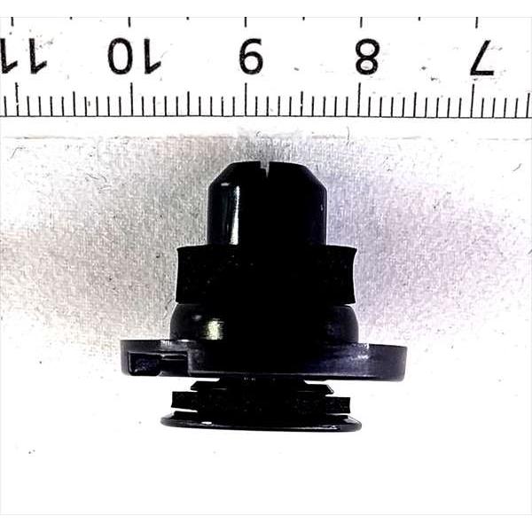 車名WRX・レヴォーグ適用車種S +W適合年式平成26年02月〜next車種記号V10グループ外装・内装関連名称スポイラー部品名クリツプ品番909140055図の番号921-01図の略番W140055ノートサイドイラストの 「違う番号の部品...