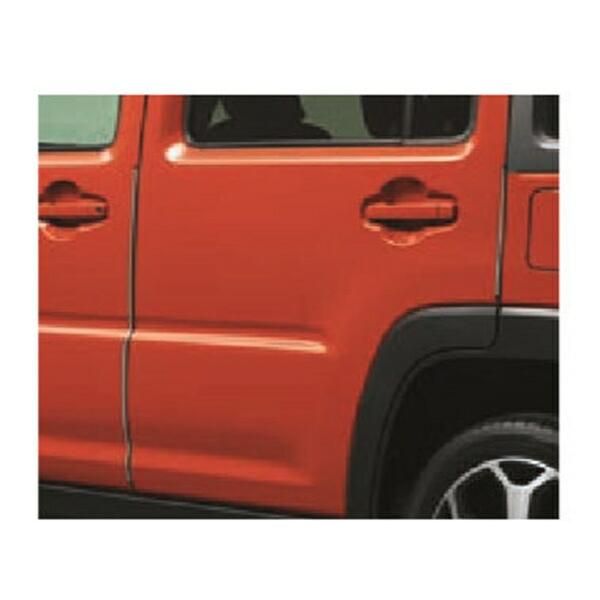 商品ID:hsau117車種名：ハスラー品名：ドアエッジモール取り付けできる年式：令和02年1月〜next型式：MR52S詳細：樹脂＋光輝フィルム 1台分（4本）セット。※ サイドドアガーニッシュと同時装着はできません。※サイドデカール（タ...
