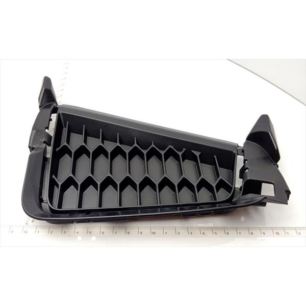 ホンダ純正部品車種名： フリード型式： DAA-GP3純正品番： 71113-SYY-J51