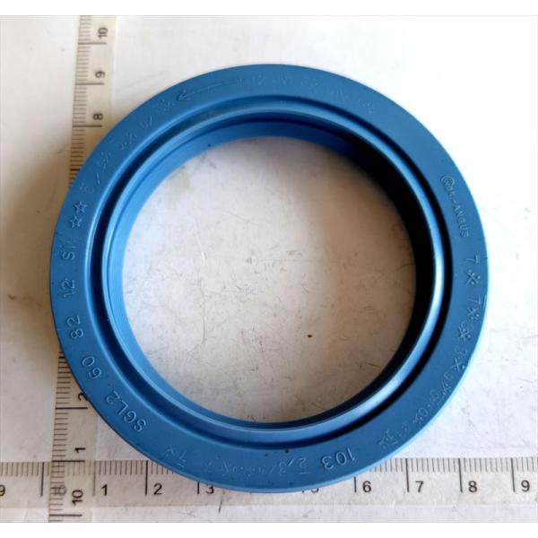 日産純正部品車種名： サニートラック型式： R-GB122純正品番： 12279-H2301