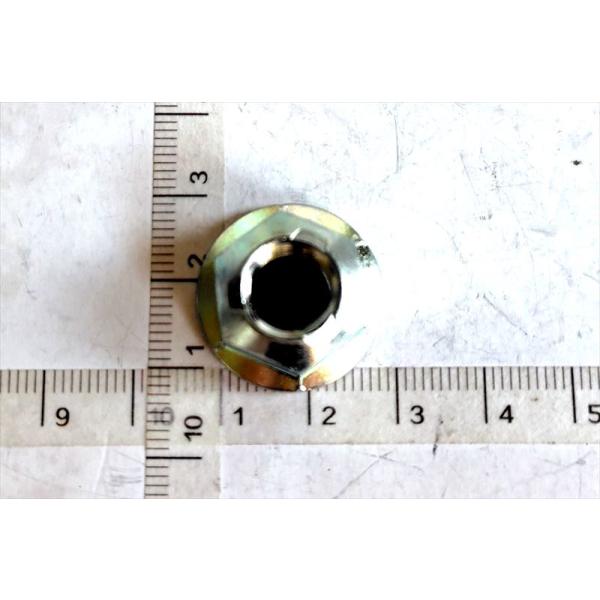 日産純正部品車種名： エクストレイル型式： LDA-DNT31純正品番： 01223-N0021