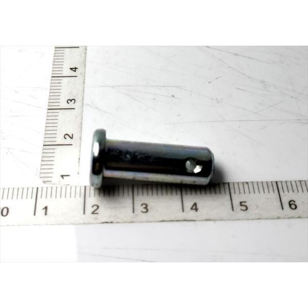 日産純正部品車種名： １８０ＳＸ型式： E-RPS13純正品番： 01521-00011AI-start日産純正部品「クレビスピン 01521-00011」は、クラッチペダルとクラッチマスターシリンダーを連結する部品で、クラッチ操作時の力を...