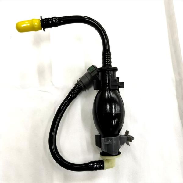日産純正部品車種名： エクストレイル型式： LDA-DNT31純正品番： 17270-JG700AI-startアウトレットチューブ（品番：17270-JG70B）は、日産エクストレイル（型式：LDA-DNT31）に使用される純正部品で、燃...