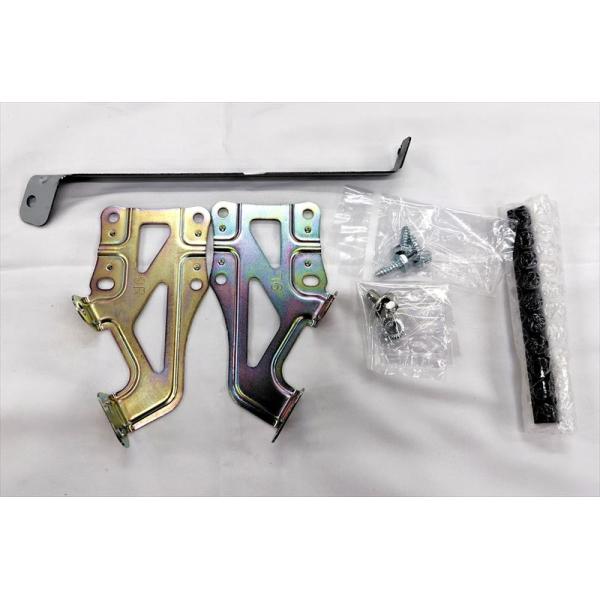 トヨタ純正部品車種名： ライズ型式： 5BA-A200A純正品番： 08606-B1040AI-startこのフィッティングキットは、車両のエアロパーツやバンパーなどの外装部品をしっかりと固定するために使用されます。取り付けには、指定された...