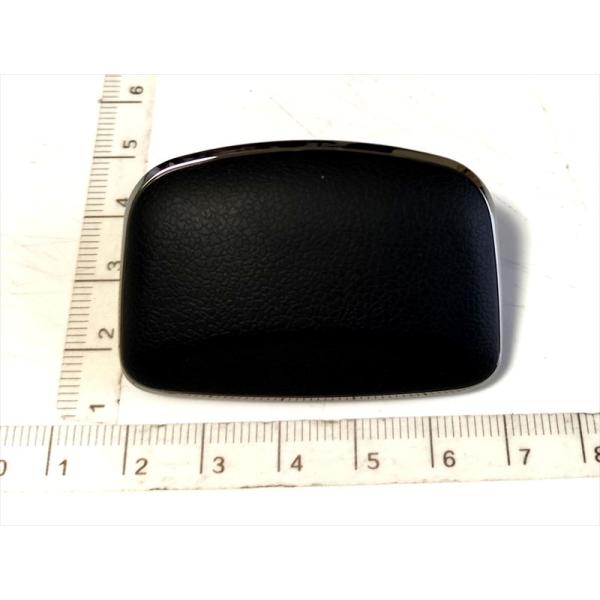 トヨタ純正部品車種名： ＨＳ２５０型式： DAA-ANF10純正品番： 84811-75021-C0