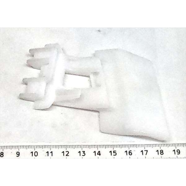 トヨタ純正部品車種名： プリウス型式： DAA-ZVW30純正品番： 52562-47010