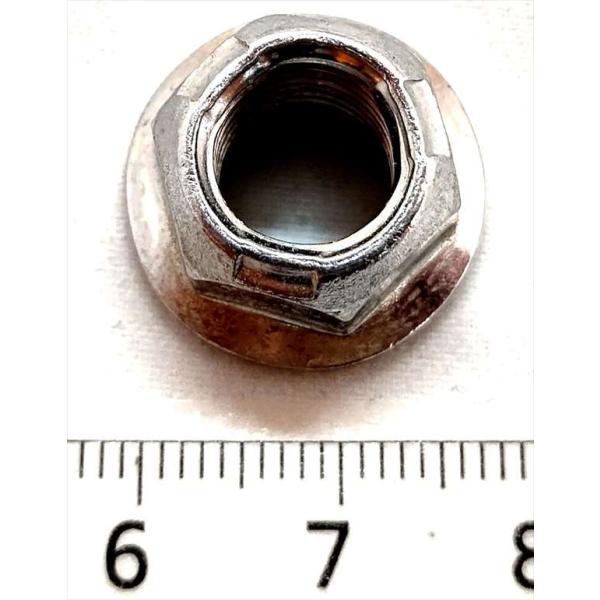 車名レガシィ適用車種S.I# +S.R#.20# +W.I# +W.R#.20#適合年式平成15年01月〜21年04月車種記号B13グループ足回り関連名称フロントサスペンション部品名「複数種類あり」 セルフ ロツク ナツト品番2351000...