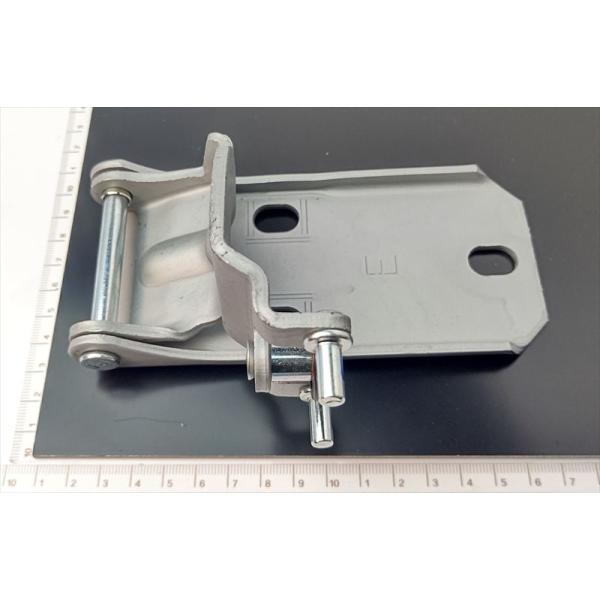 車名サンバー適用車種V +D適合年式平成10年08月〜24年02月車種記号T12グループ外装・内装関連名称フロントドアパネル＆スライドドアパネル部品名「複数種類あり」 センタ 右側 の アーム品番62178TA022図の番号605-03図の...