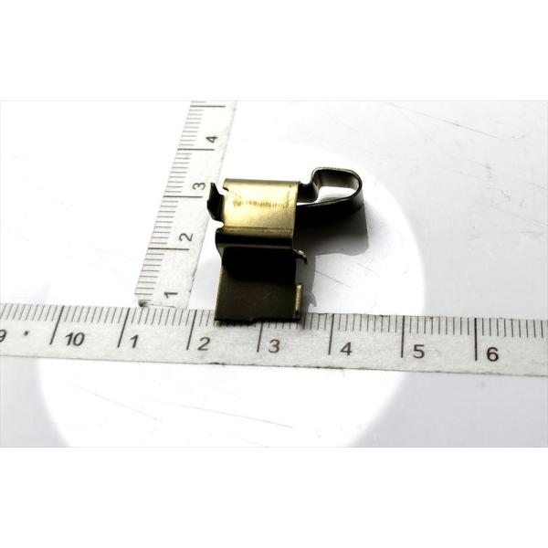 ジムニー 1300 シェラ5のプレート パッドサポートNO.1 ※写真 No 6番車名:ジムニー 1300 シェラ5型式:JB43W様式:JB43W車台番号:300001〜999999開始年月:平成17年10月終了年月:グループ:その他（エ...