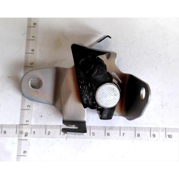 車名サンバー適用車種T1 +T3 +PV +VA +TY適合年式平成05年08月〜next車種記号T11グループ外装・内装関連名称フューエルパーツ＆オープナー部品名「複数種類あり」 フラツプ の ロツク [一式]品番57310TA001図の...