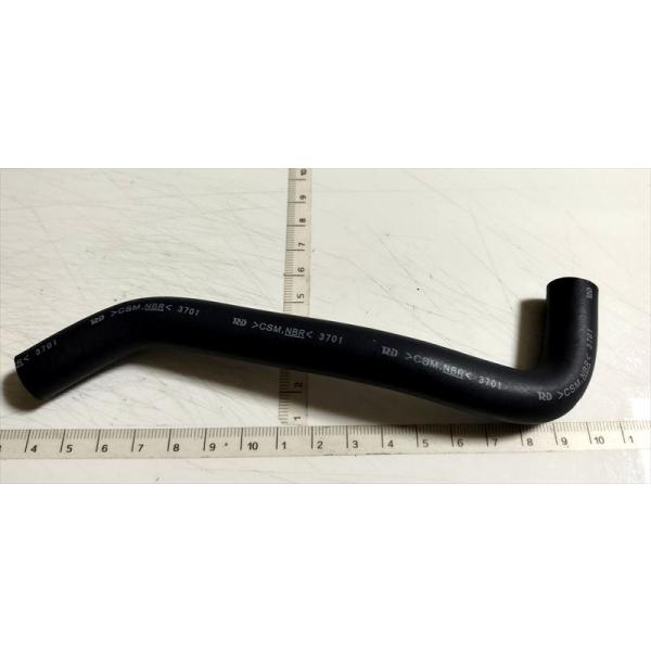 スズキ(修理)純正部品純正品番： 11192-58J00AI-startスズキの品番11192-58J00は、エンジンのPCV（Positive Crankcase Ventilation）バルブと吸気系統を接続するホースです。このホースは...