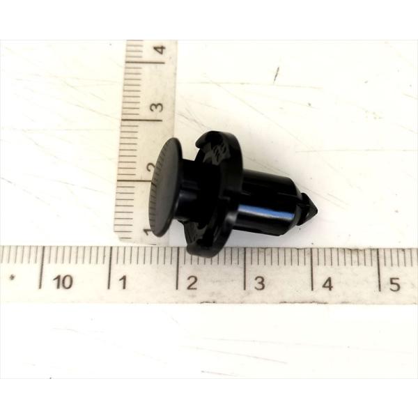 商品ID：qnch42-010-151カタログNo：21車名：ミニキャブ/タウンボックス・ワイド種類：６６０／２ＷＤ（トラック）＜９９Ｍ−＞型式：U60#開始時期：1998/11/01終了時期：2013/12/03グループ：ボディーカテゴリ...