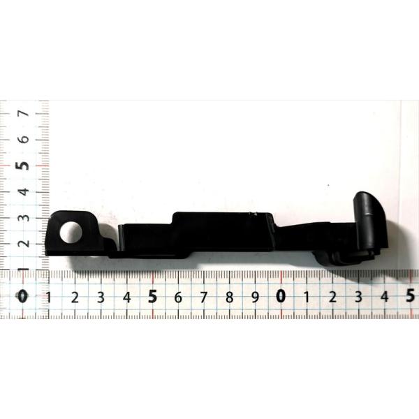 車名：キャリィ／エブリィ ABA-DA17W型式：DA17W様式：DA17W車台番号：200001〜250000開始年月：令和01年05月終了年月：グループ：アウターボデー・ボデーフィティングパーツカテゴリ：フロントフェンダ特記：品番：71...