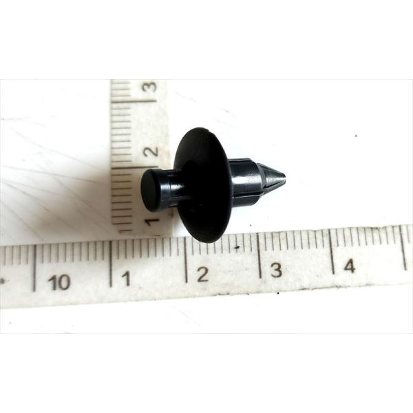 車名：ラパン 4V:4WD型式：HE21S様式：HE21S車台番号：140001〜160000開始年月：平成15年08月終了年月：16年09月グループ：ドアフィティングパーツカテゴリ：インテリアトリム特記：品番：09409-07308-P4...