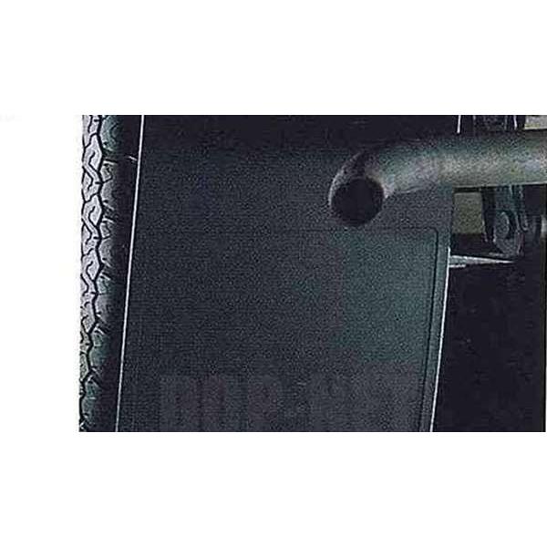 商品ID:soa151車種名：ジムニー品名：リヤマッドフラップセット 取り付けできる年式：平成5年5月〜7年10月型式：JA11詳細：黒左右セット雨天時やラフロード走行時に小石や泥のハネから愛車をガードするマッドフラップ。認証取得品HA用※...