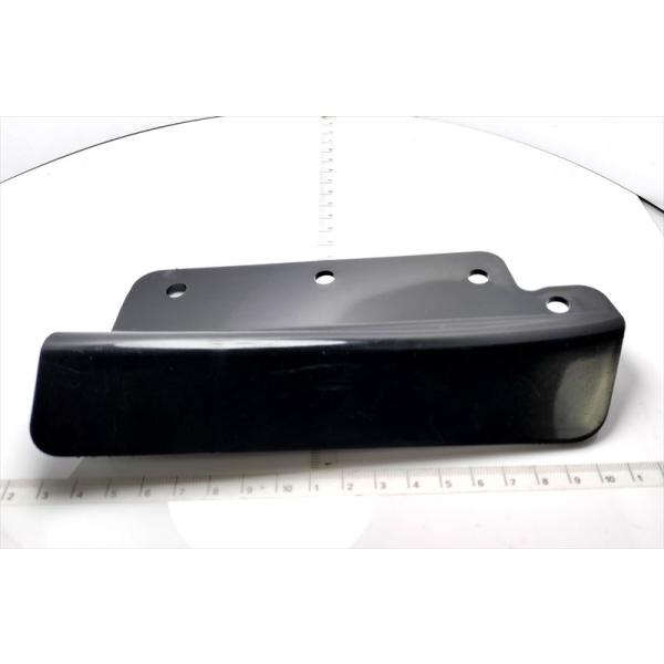 車名レガシィ適用車種S.S402 +W .S402適合年式平成21年01月〜21年04月車種記号B13グループ外装・内装関連名称マッドガード部品名フラツプ ライト の プレート品番59123AG000図の番号541-04図の略番59123B...